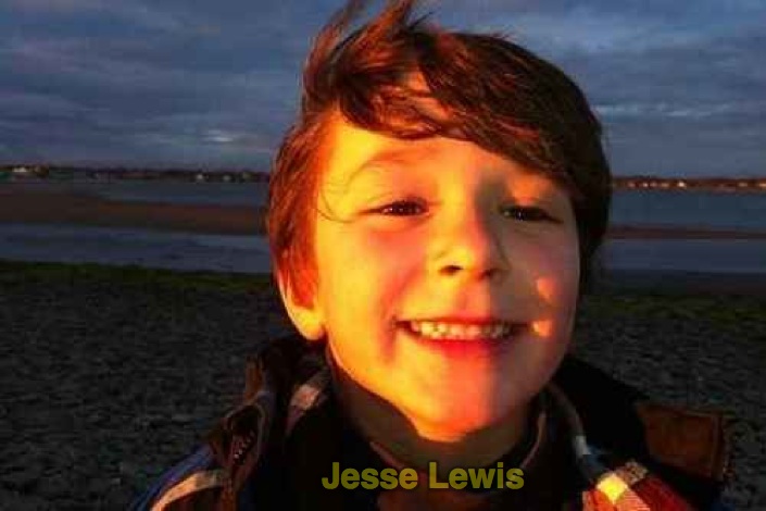 Debunked: Jesse Lewis in Obama Photo after Sandy Hook | Metabunk